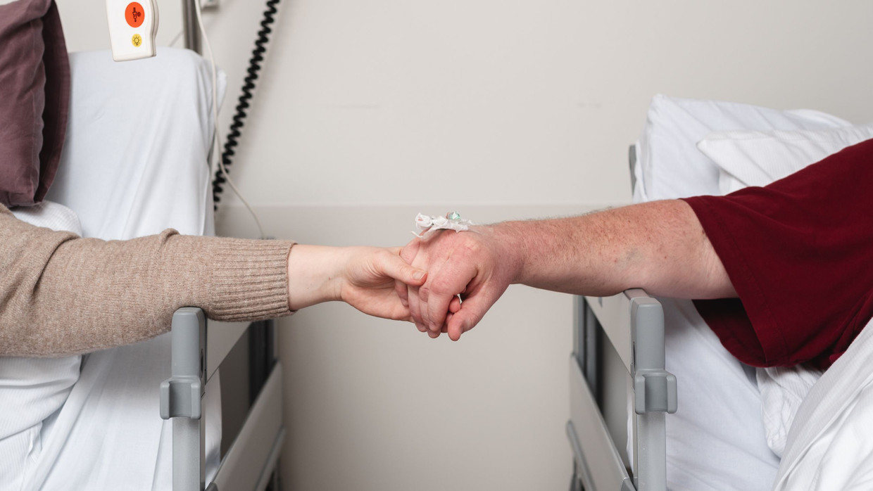 Krankenversicherung: Muss die Beitragsfreiheit für Ehepartner weg?