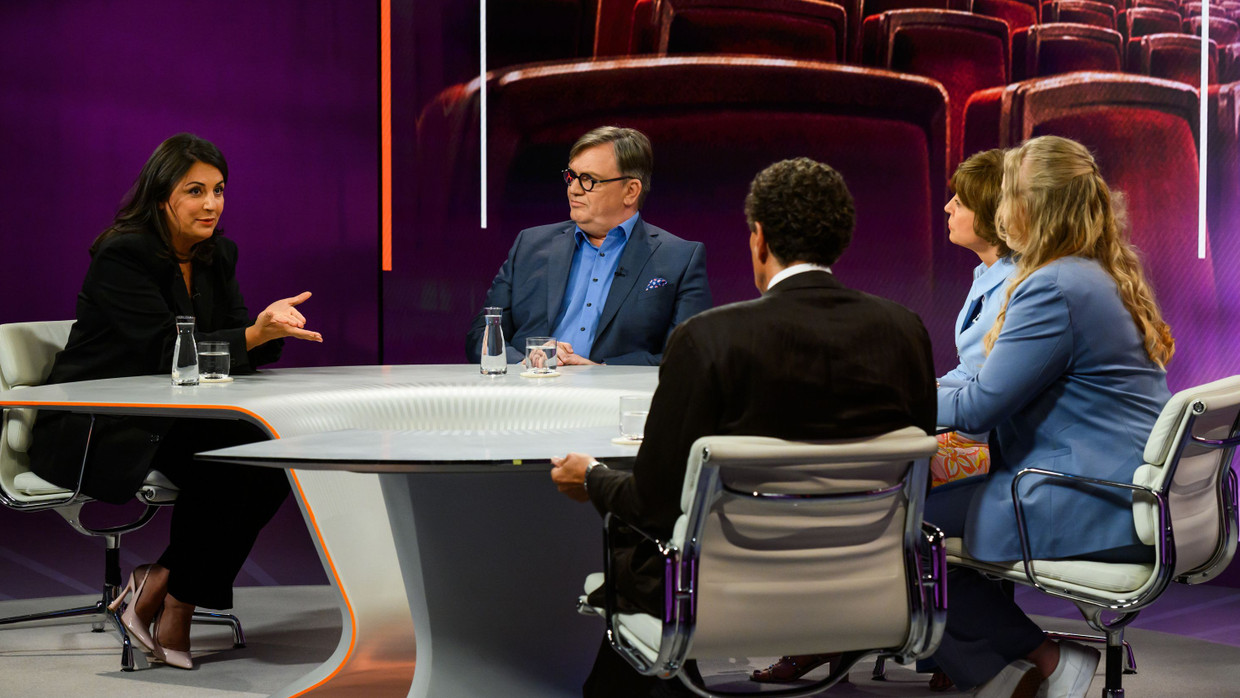 Maybrit Illner in der TV-Kritik: Meinungsfreiheit und ...