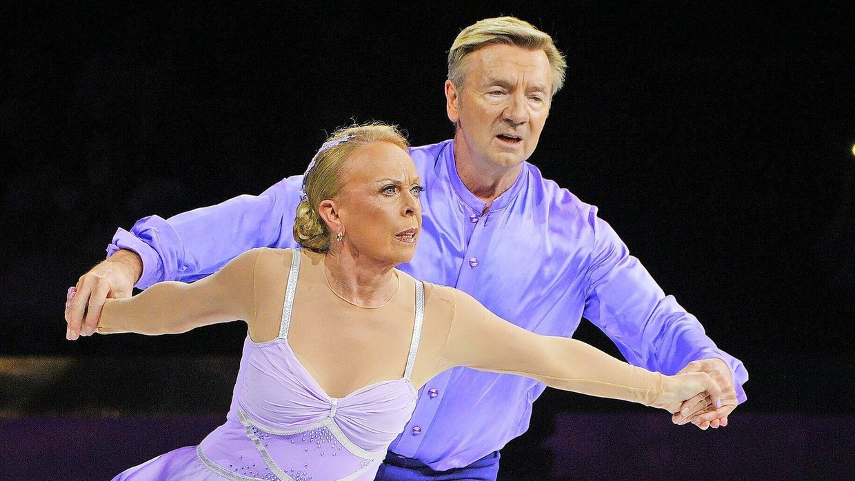 Eistanz: Jayne Torvill und Christopher Dean tanzen ihren letzten Bolero ...