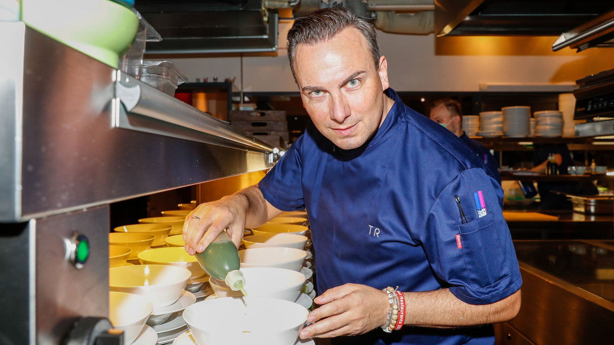 Kochbuch von Tim Raue Kulinarische Weltreise eines Sternekochs