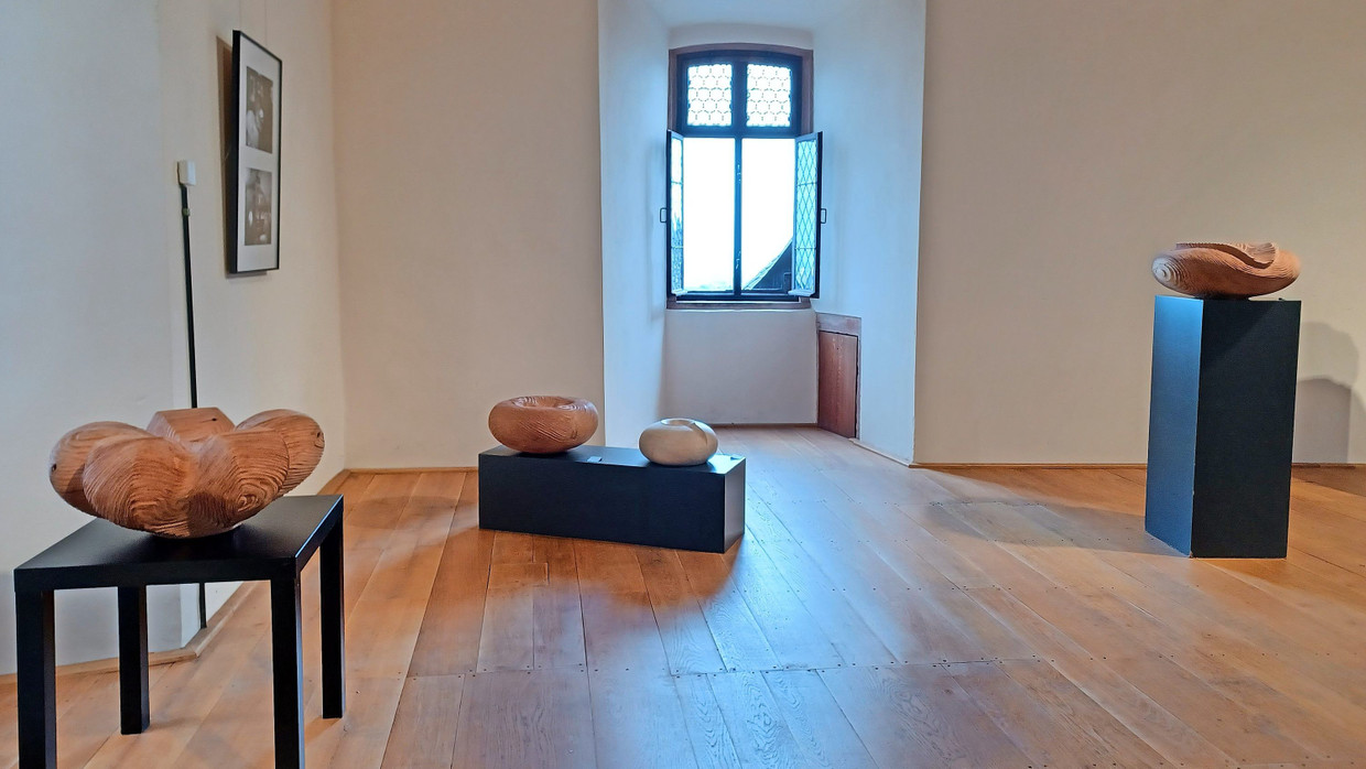 Holzkunst-Ausstellung auf Burg Kronberg