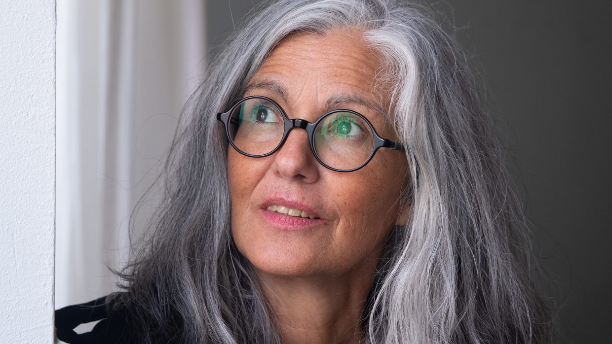 Sandra Hoffmann im Bücher-Podcast über den Roman Jetzt bist du da