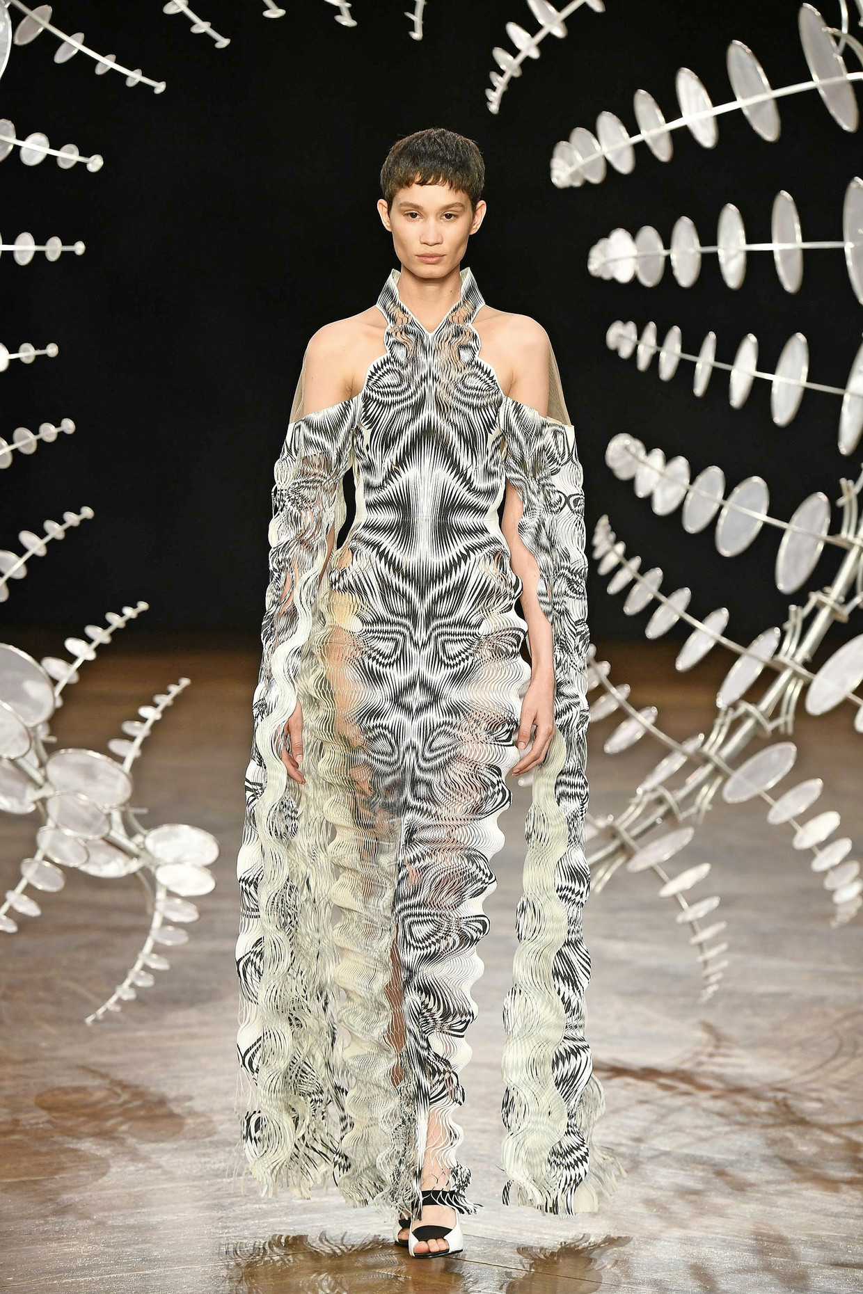 Iris van Herpen im Musée des Arts Décoratifs in Paris