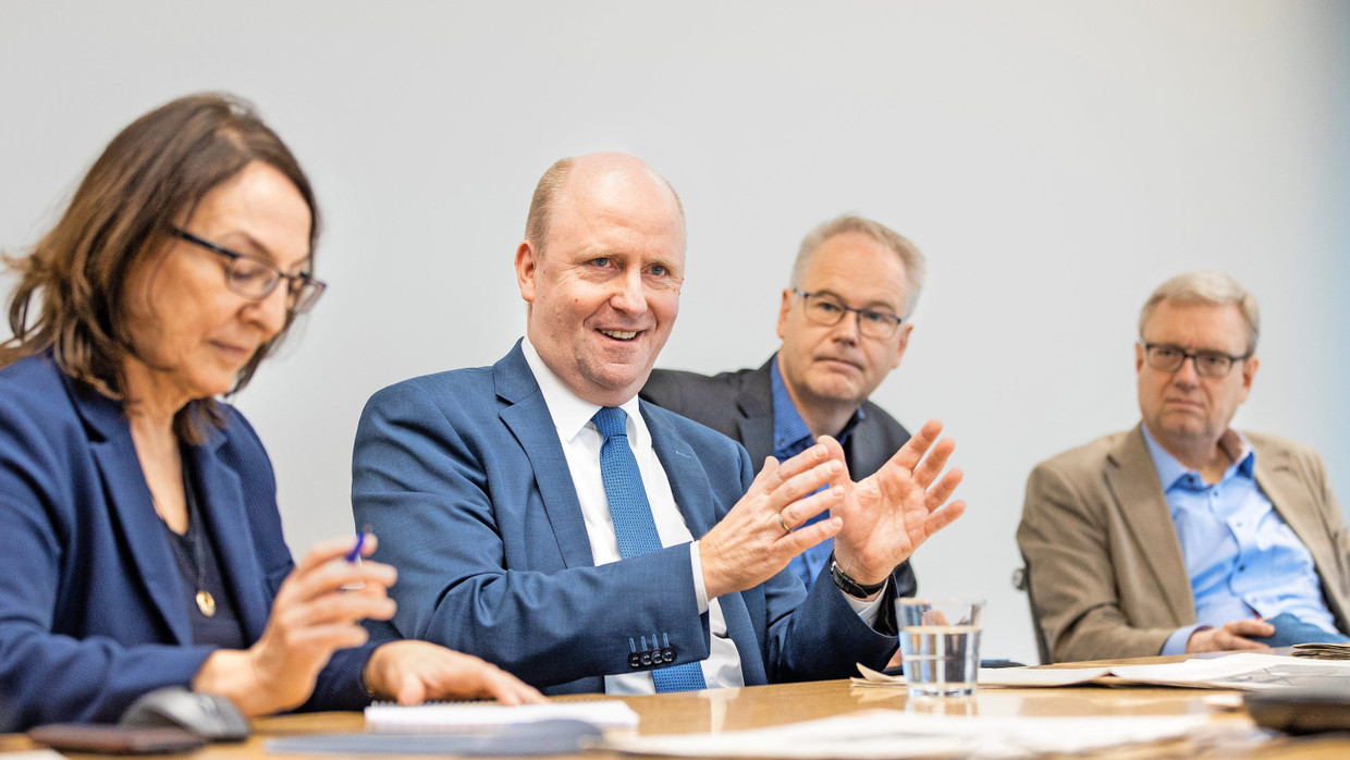 CDU-Kandidat Uwe Becker für Bühnen-Neubau in Stadtmitte