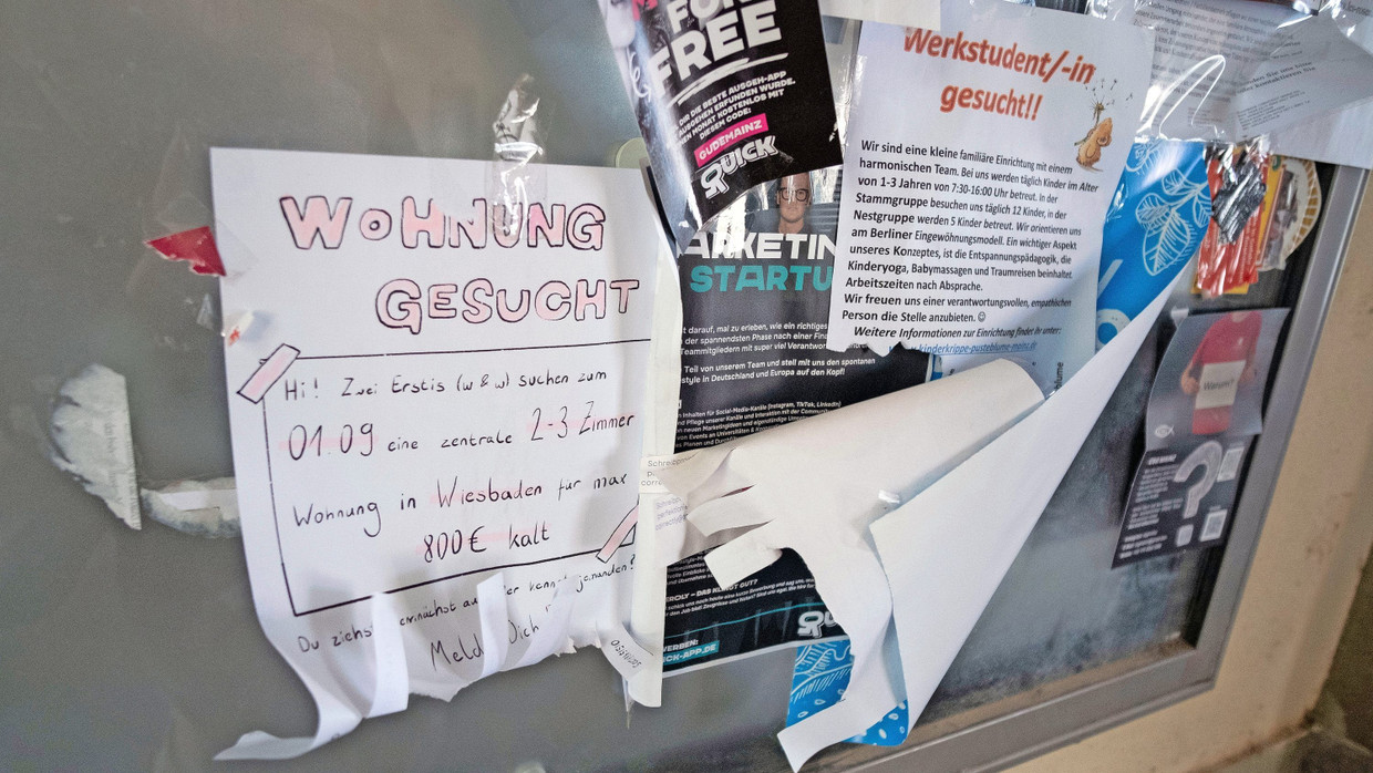Aushang Fr Wohnungssuche