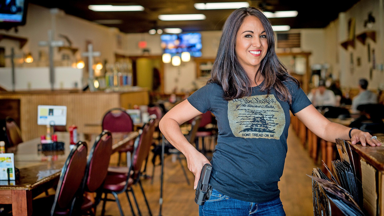 Ikone der amerikanischen Rechten: Lauren Boebert ist das Postergirl der ...