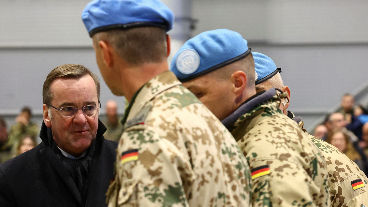 Boris Pistorius und die Wehrpflicht: Kriegstüchtig und abwehrbereit