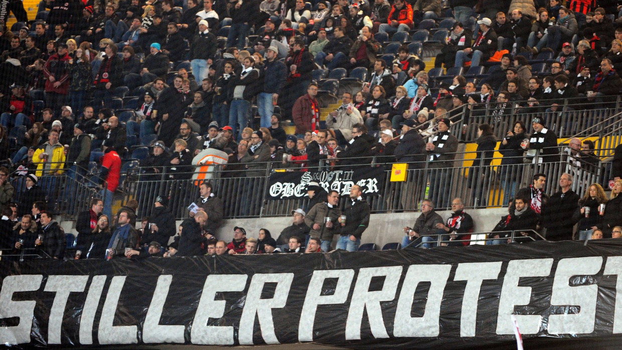 Fußballfan-Protest: Stille in den Stadien