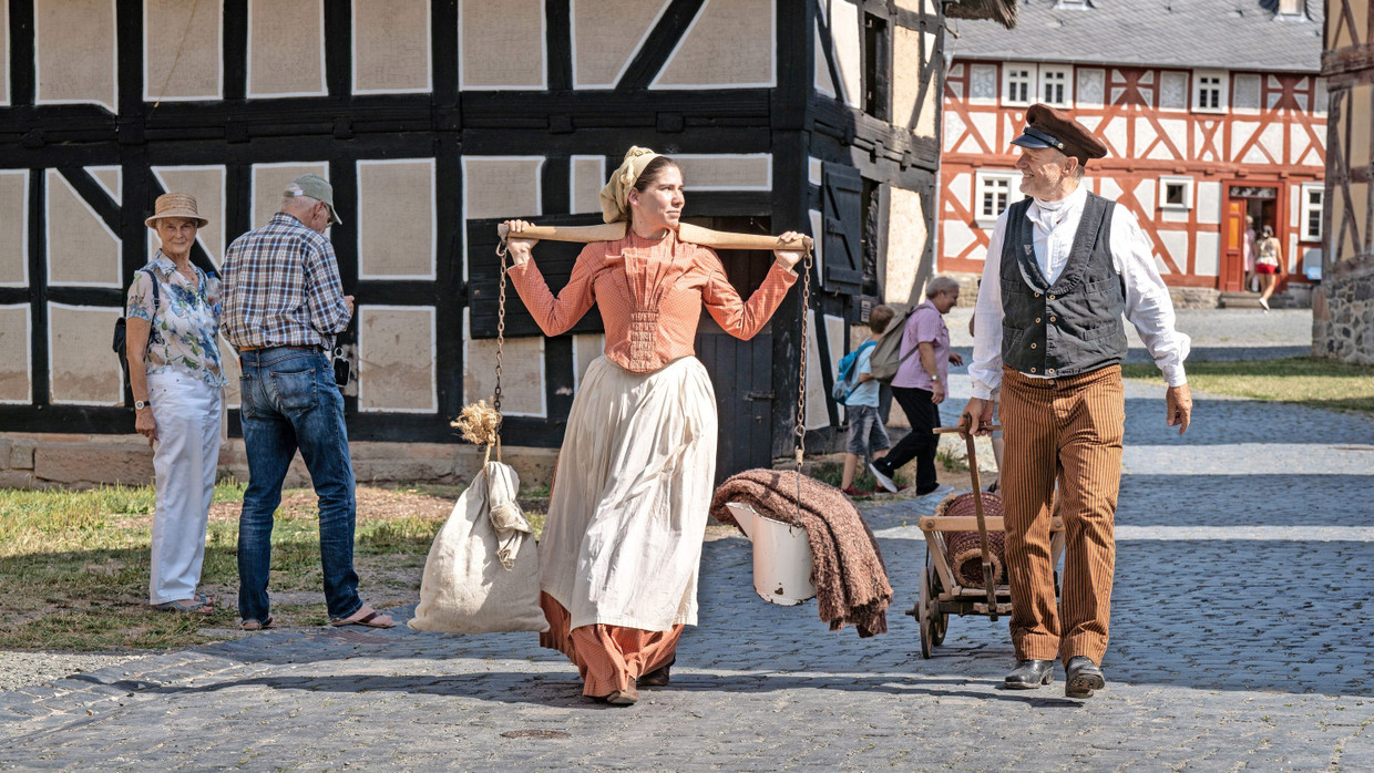 50 Jahre Hessenpark: Freilichtmuseum feiert Geburtstag und gibt sich ...