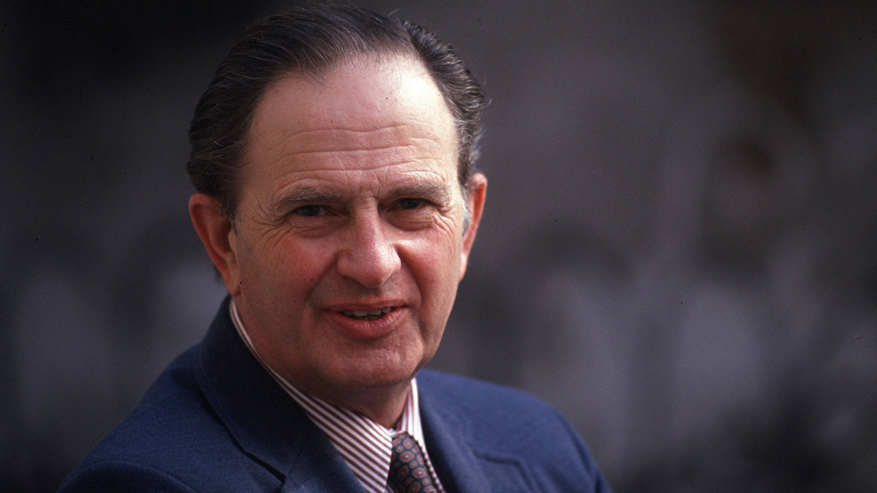 Goethe-Fan und Einwanderungsforscher: Historiker Bernard Bailyn wird 95 ...