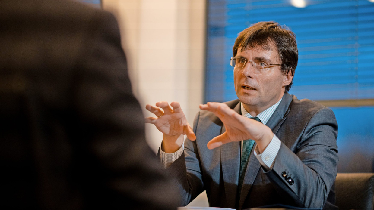 NRW-Finanzminister Optendrenk ist für die Schuldenbremse | FAZ