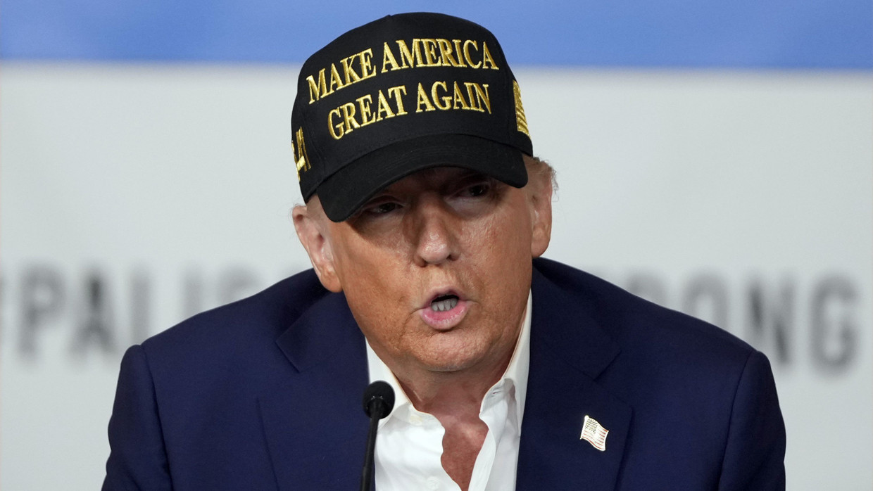 Donald Trump hat ein KI-Problem: China rüttelt die Tech-Welt auf | FAZ
