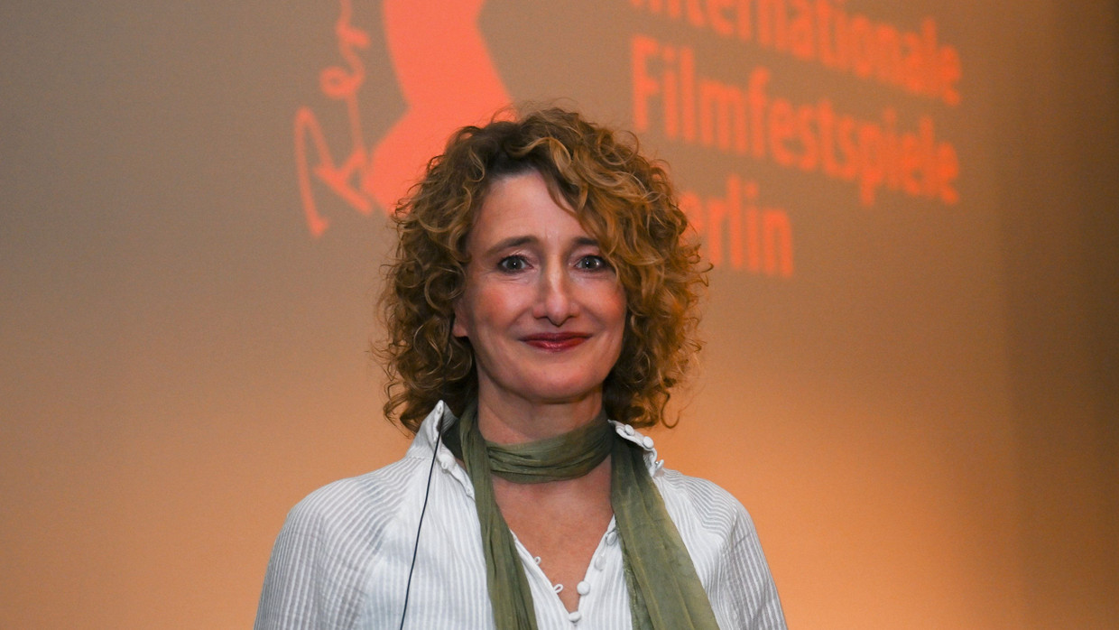 Tricia Tuttle soll als neue Intendantin der Berlinale die Wende bringen ...