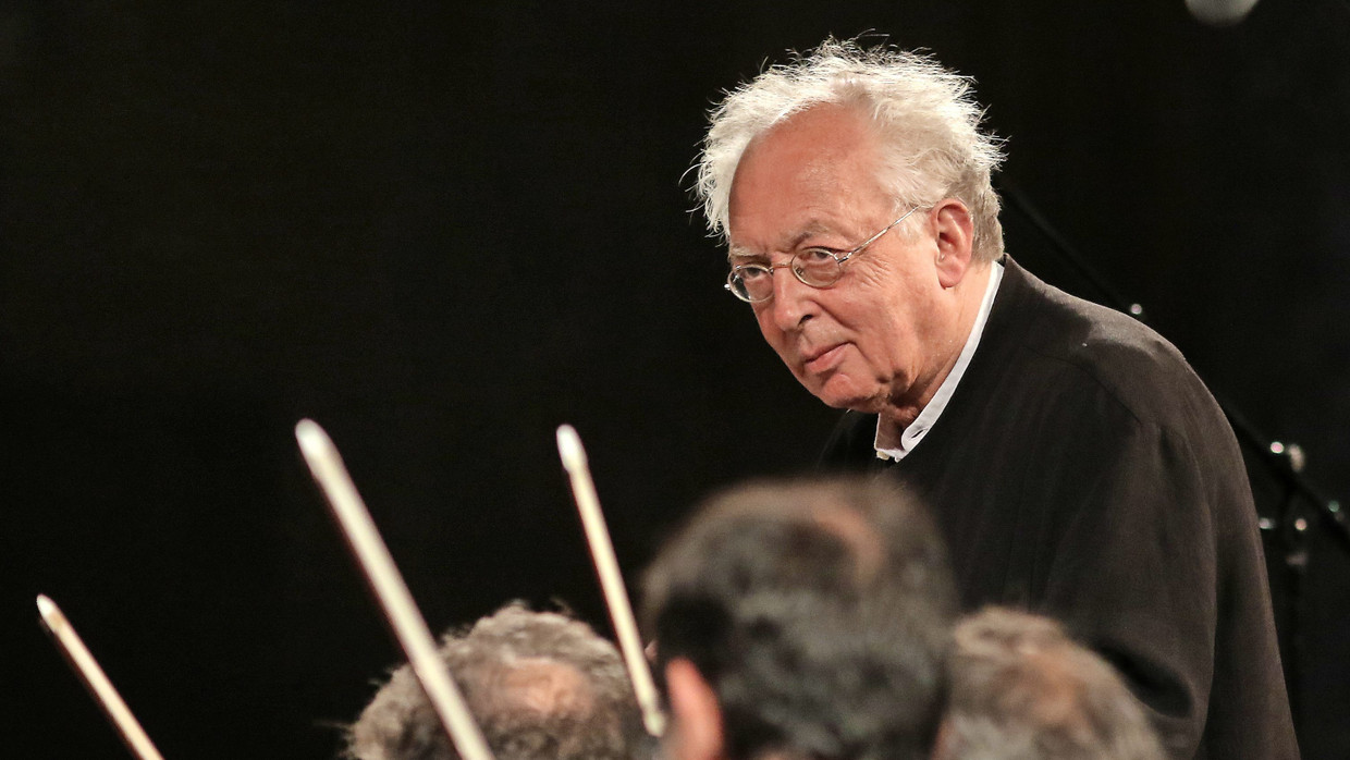 Herreweghe dirigiert Mozarts Requiem in der Alten Oper: Jeder Laut von Bedeutung