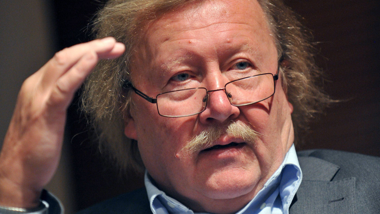 Verborgene Komik? Peter Sloterdijk über Heideggers „Schwarze Hefte“