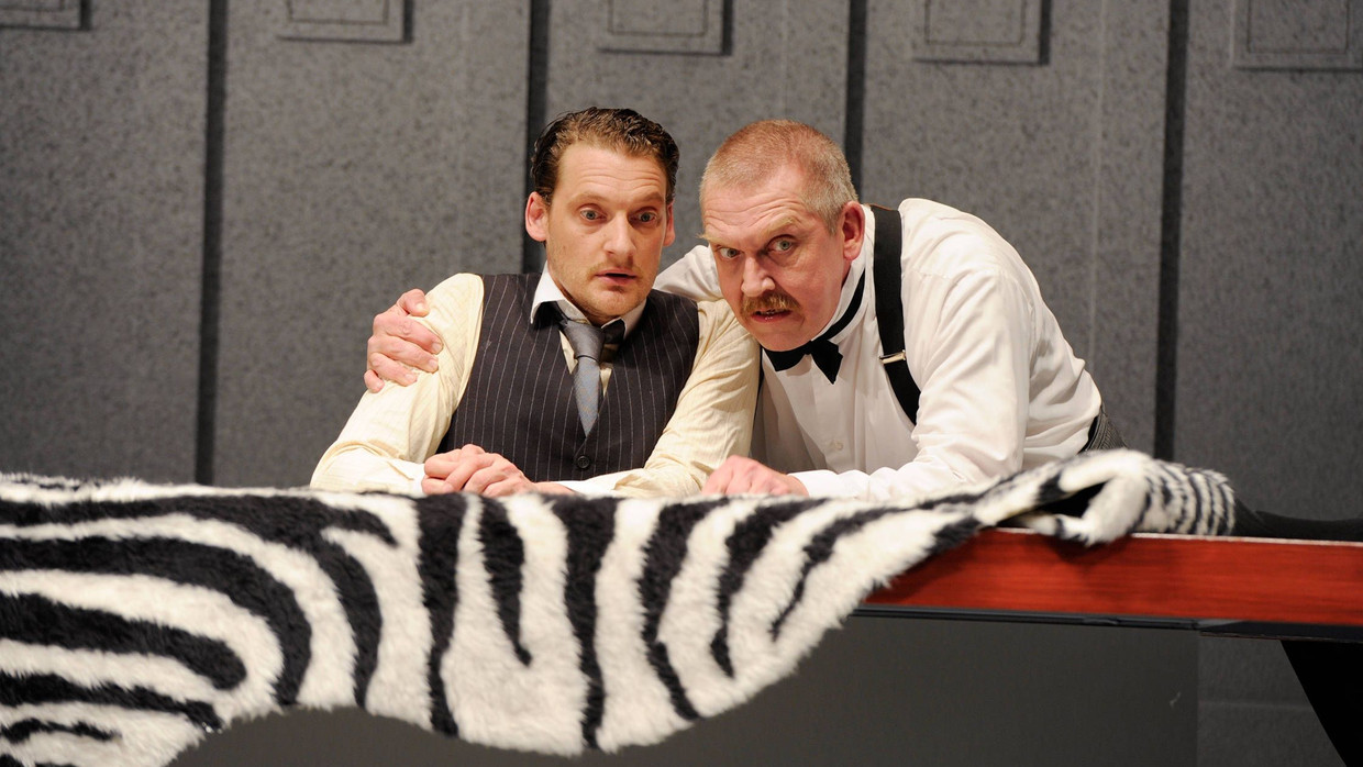 Carl-Sternheim-Stücke im deutschen Stadttheater: Bürger, schützt eure ...