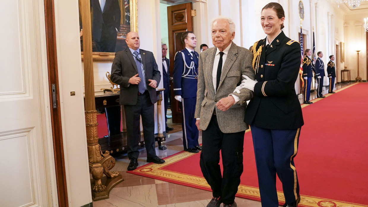 Unglück in Washington: Pilotin Rebecca Lobach unter den Opfern | FAZ