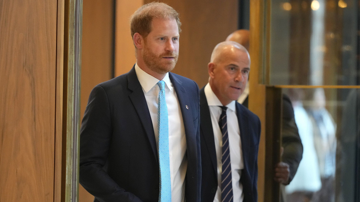 Prinz Harry allein in London: Besuch von Preisverleihung ohne Meghan