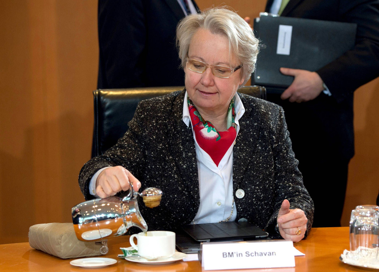 Schavan und die Frage des Titels: Wählbar auch ohne Doktor