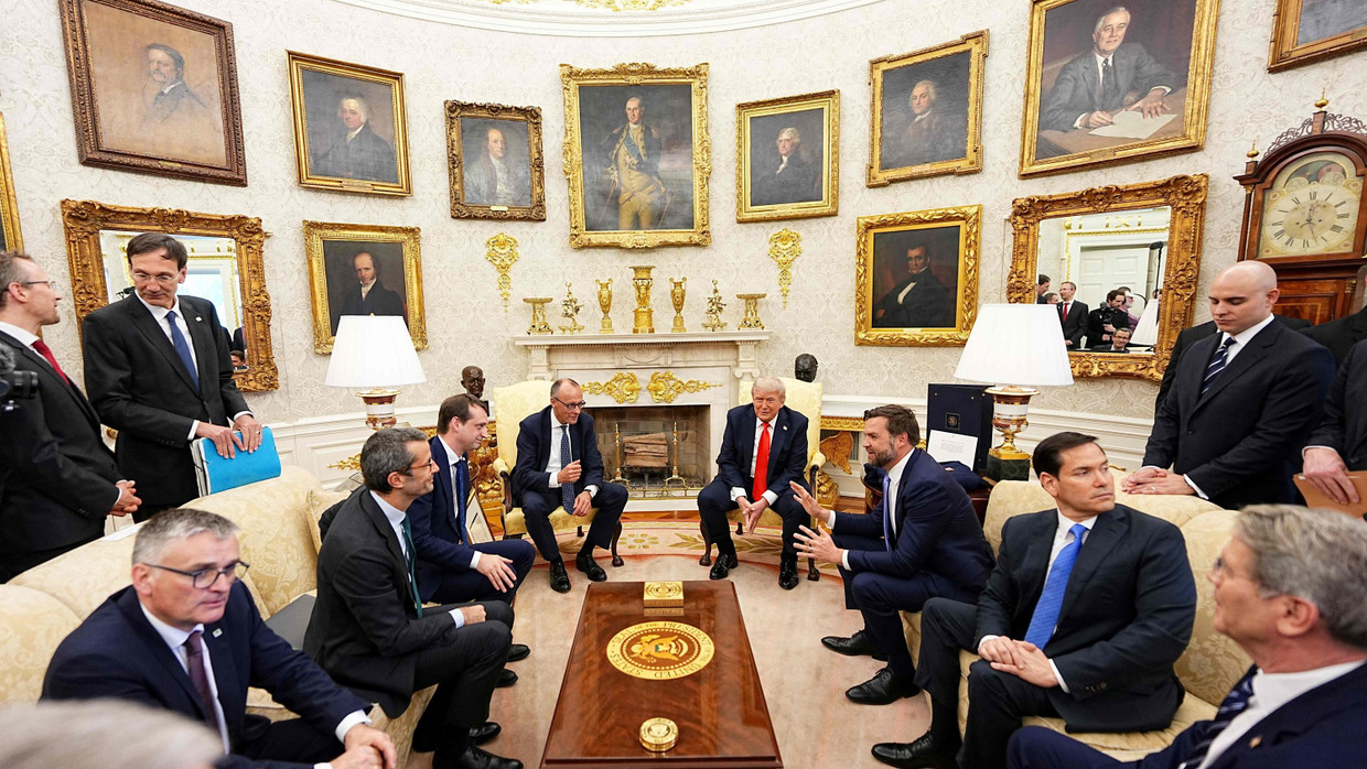 Trump und der „großartige“ Merz: Erstes Treffen in Washington | FAZ