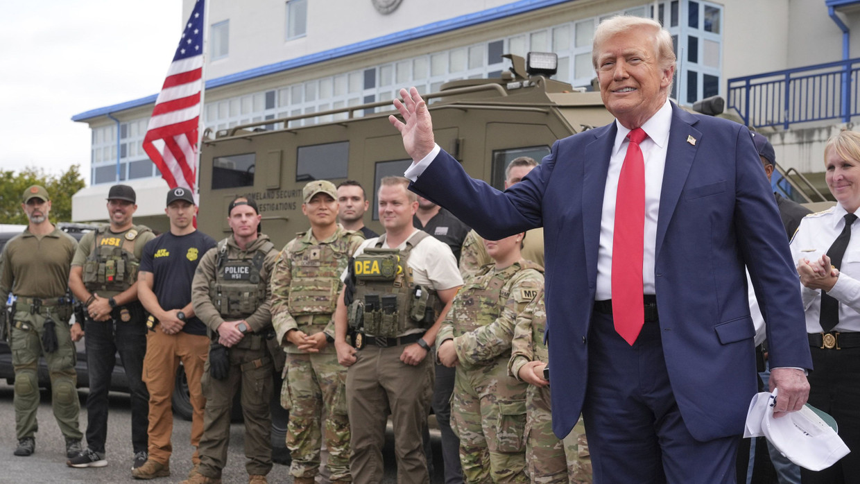 Trump vor Bundesbeamten: „Wir machen es hier sicher und dann ziehen wir ...