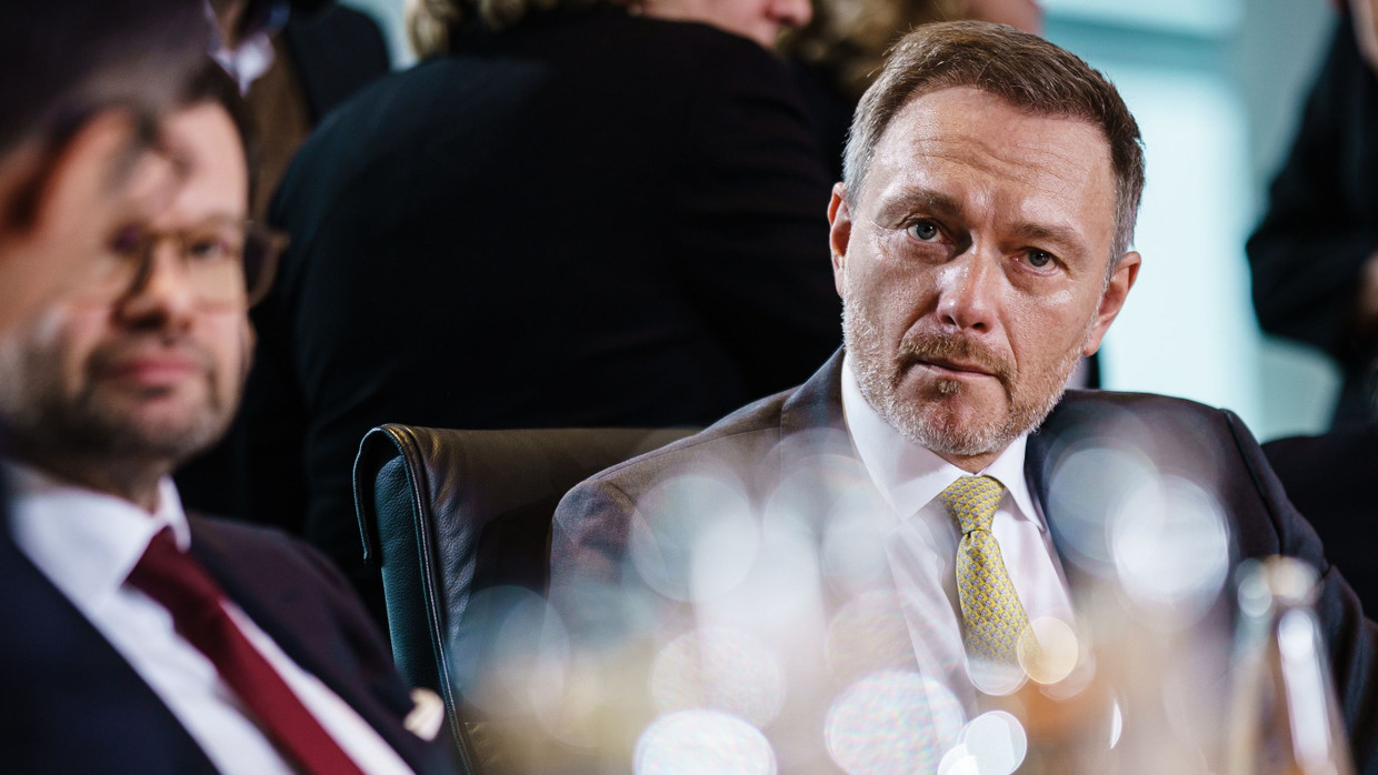 Christian Lindner stellt das Finanzministerium neu auf