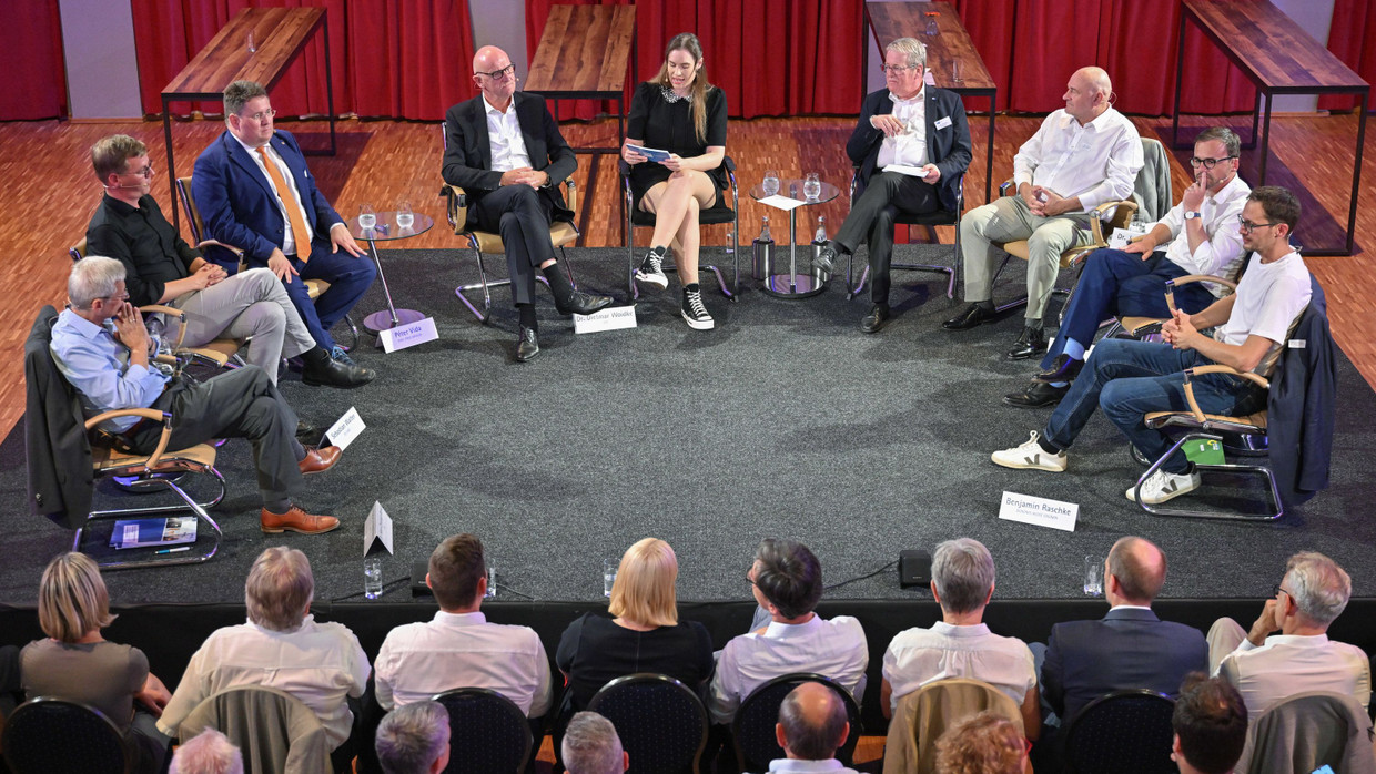 Wahl in Brandenburg 2024: AfD-Kandidat verlässt Talkrunde