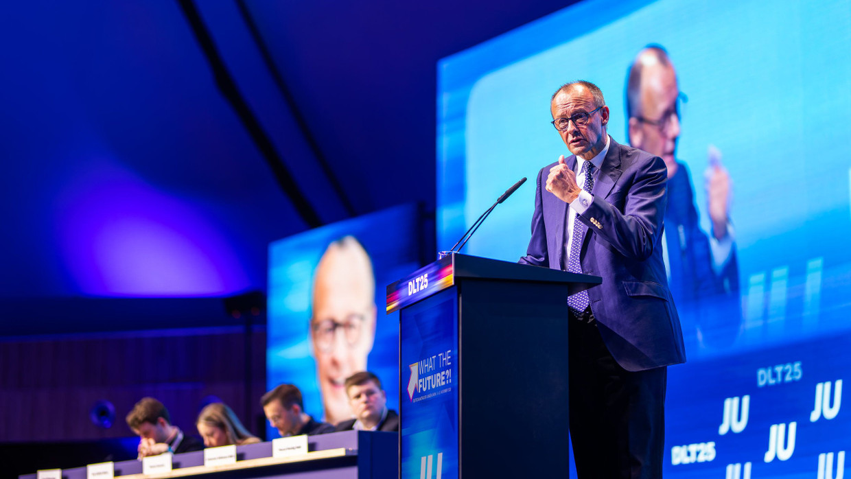 Friedrich Merz bei der Jungen Union: Aus dem Freizeitpark ausbrechen | FAZ