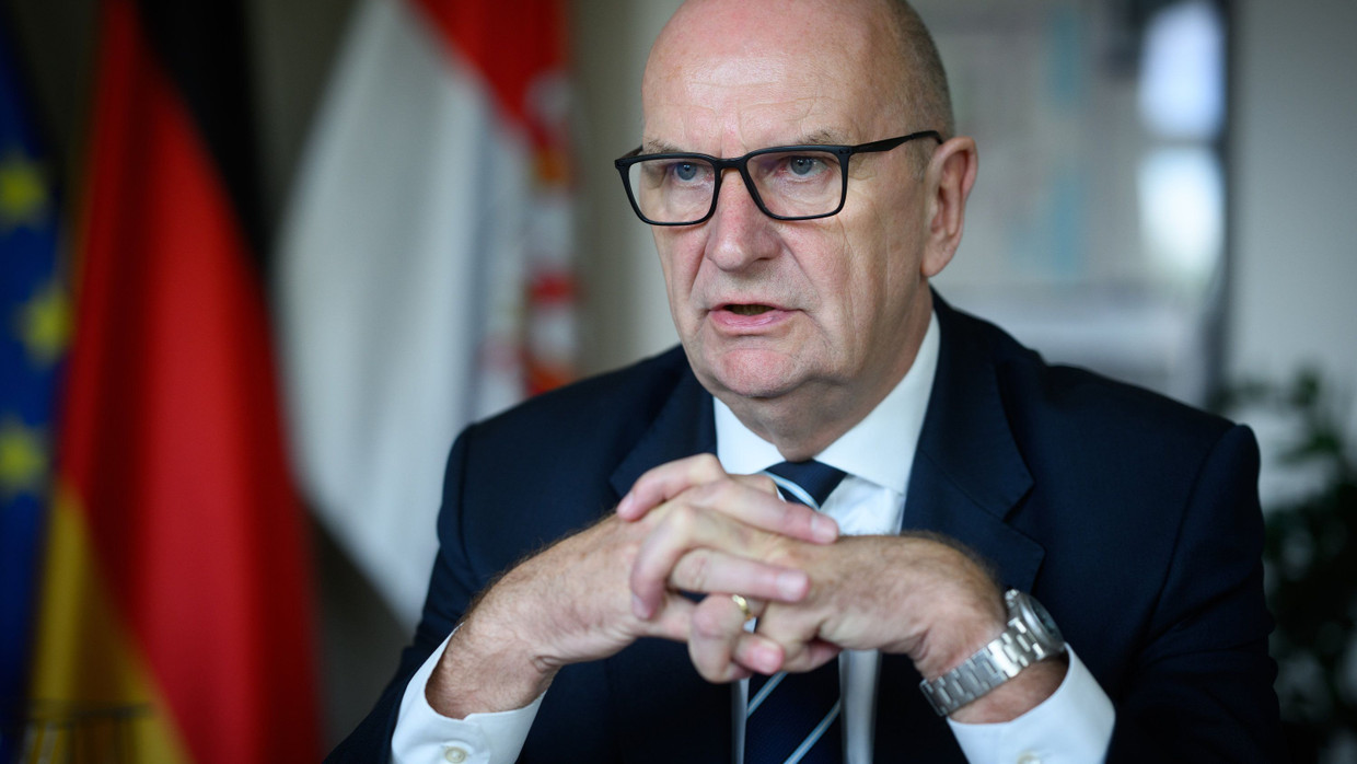 Liveticker Bundespolitik: Erster SPD-Ministerpräsident will neue ...