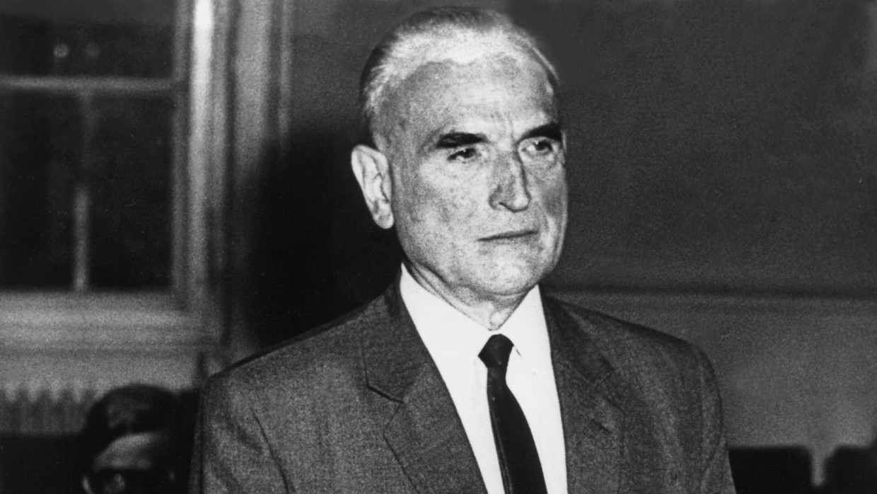 Werner Best koordinierte das Morden von Berlin aus | FAZ