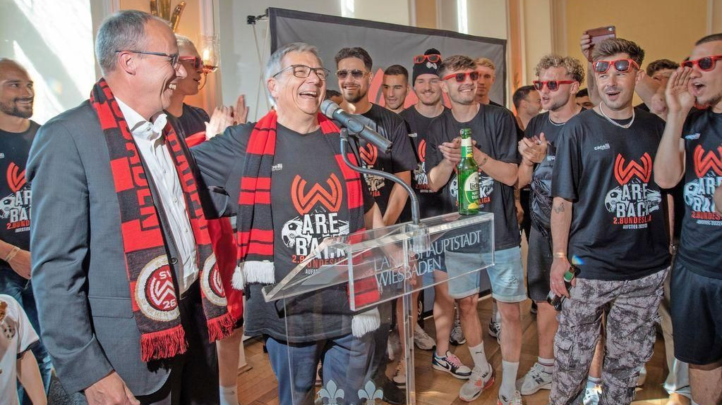 Aufstieg des Fußballklubs SV Wehen-Wiesbaden: Kommen, um zu bleiben | FAZ