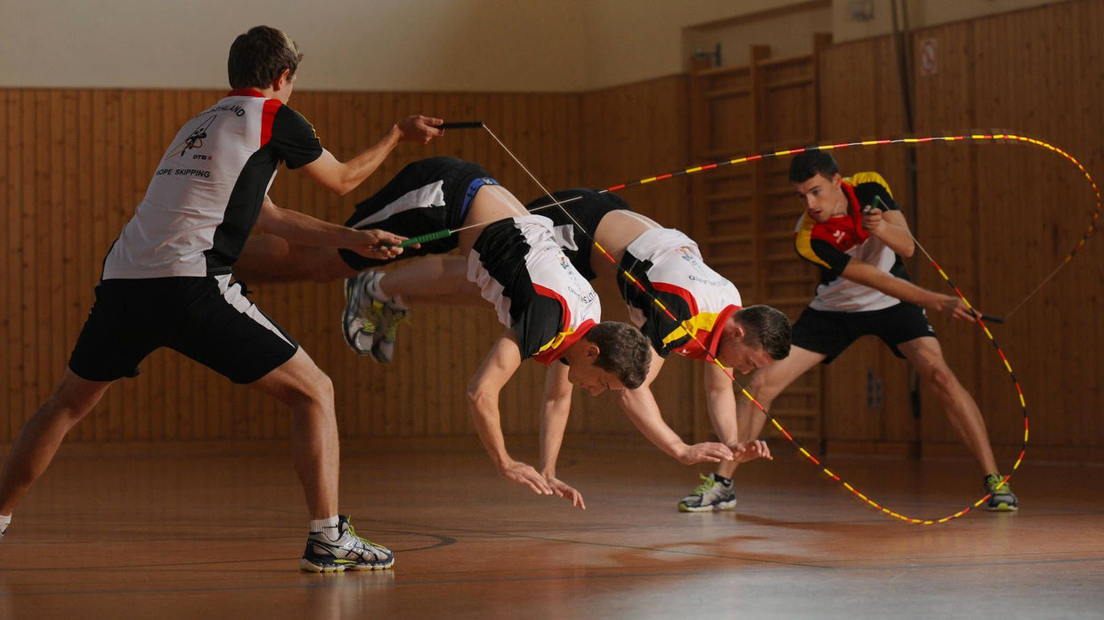 Hessen werden Weltmeister: Körperkunst zwischen fliegenden Seilen | FAZ