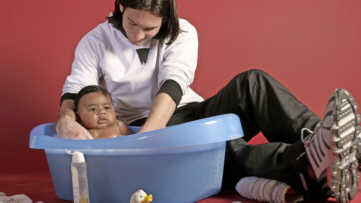 Jüngster Torschütze der EM-Geschichte: Lamine Yamal als Baby mit Lionel ...