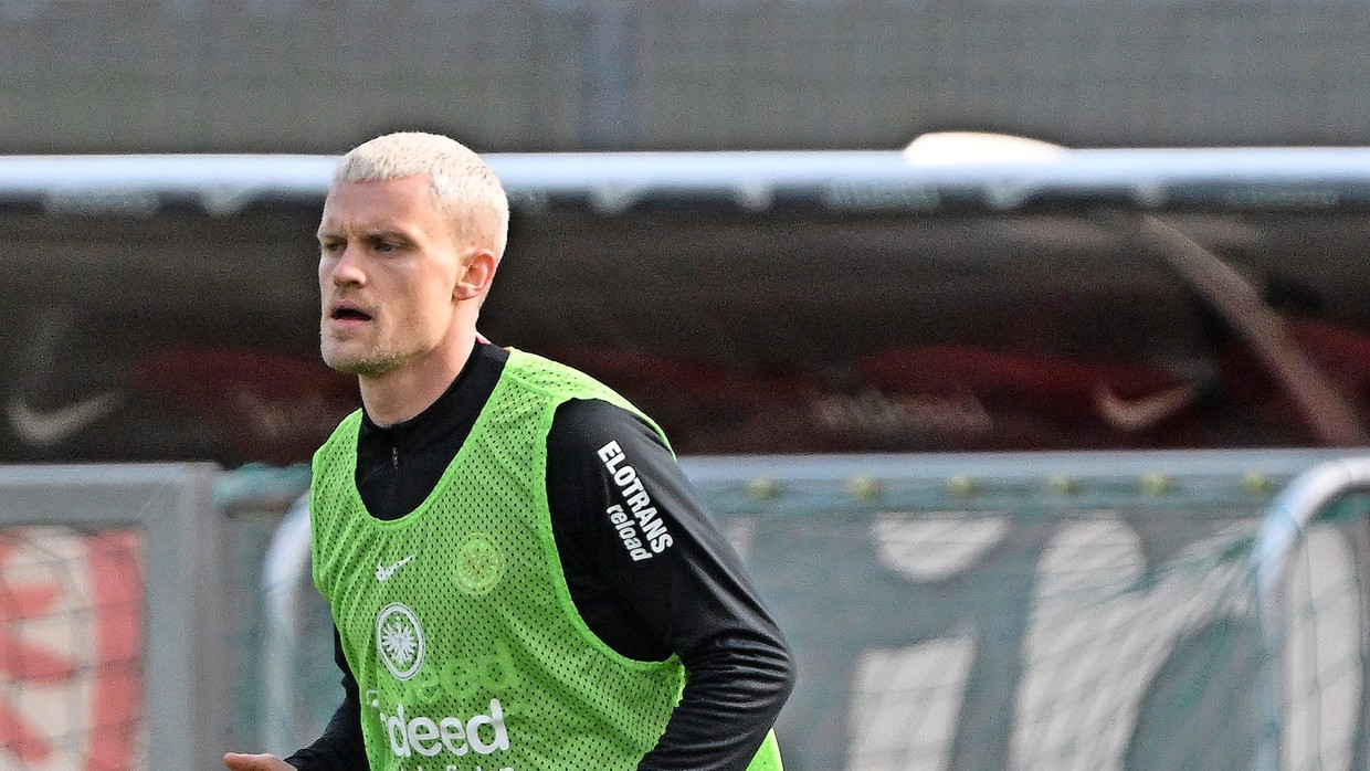 Eintracht-Verteidiger Philipp Max will wieder erste Wahl sein