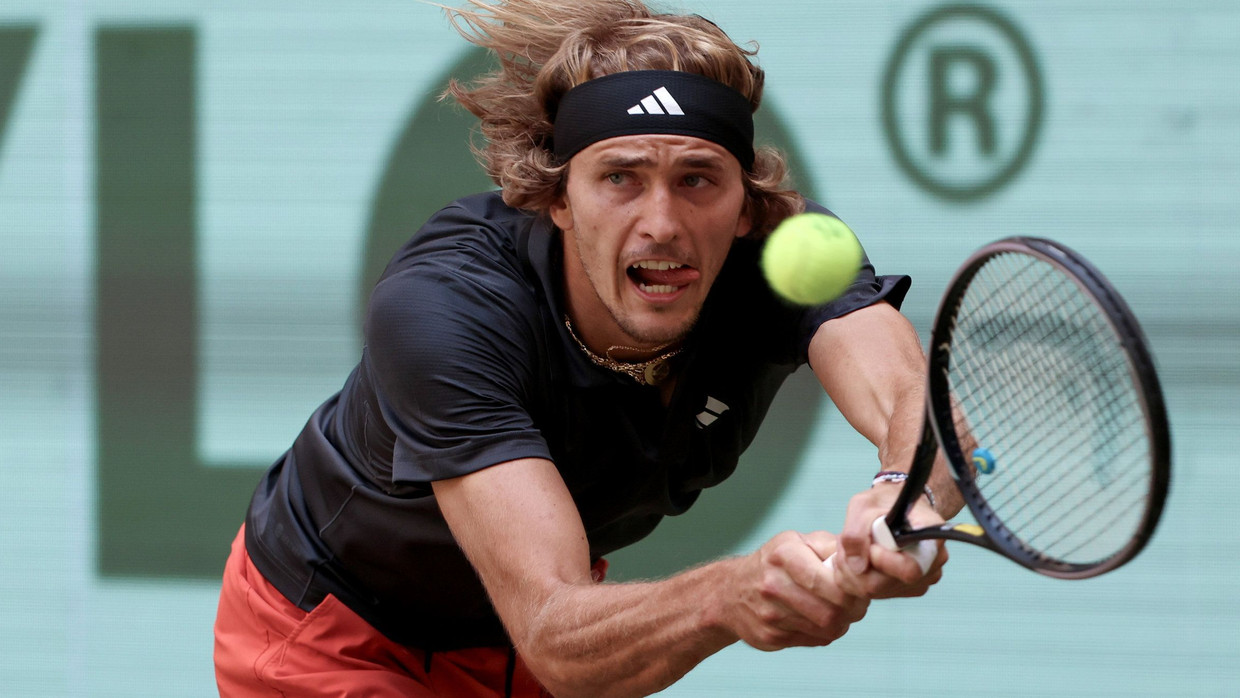ATP Turnier in Halle: Tennisstar Alexander Zverev verliert Halbfinale