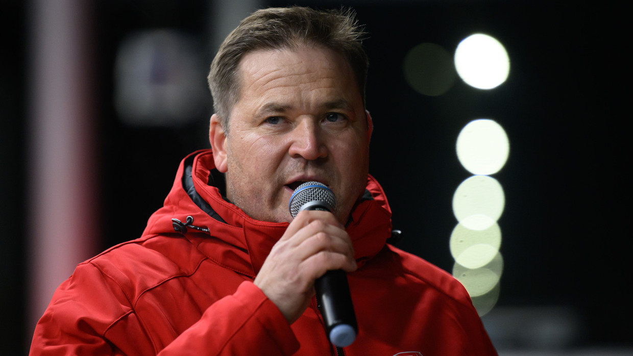 VW Sachsen: Darum tritt Betriebsratschef Uwe Kunstmann zurück | FAZ