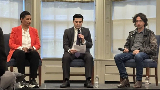 Rassistische Anzeige: Dachdecker Ronney W. gibt sich arglos